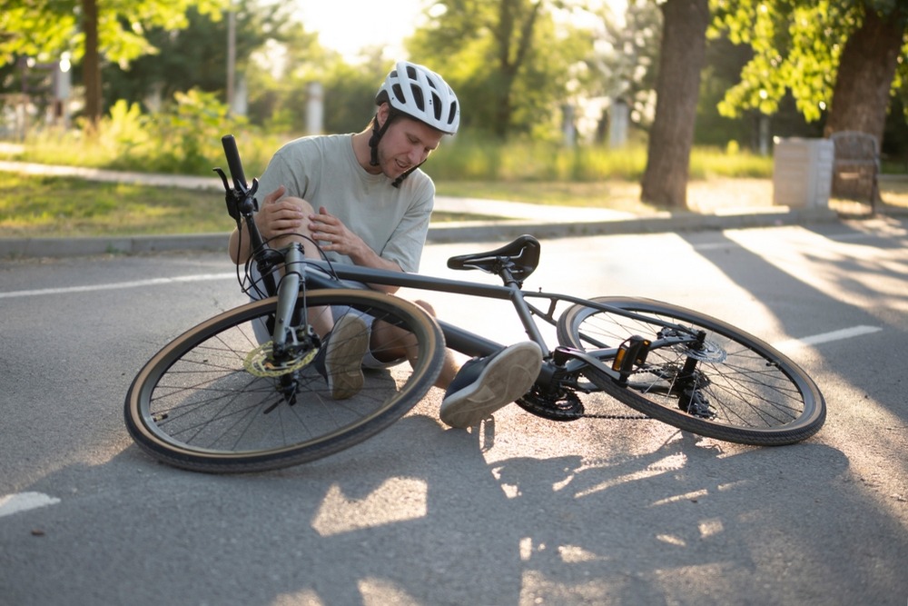 Handling Hit-and-Run Bike Accidents: What Cyclists Need to Know